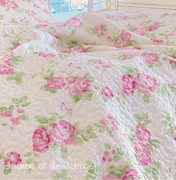 SHABBY PINK TIFFANY PEONY ROSES COTTAGE CHIC RUFFLE QUILT SET & WHITE ...